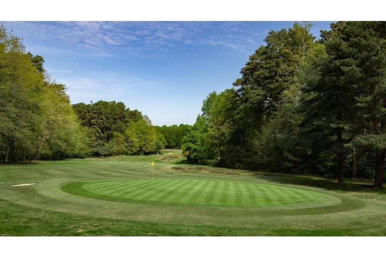 Fourball and two course meal at Sunningdale Heath Golf Club | Powered ...