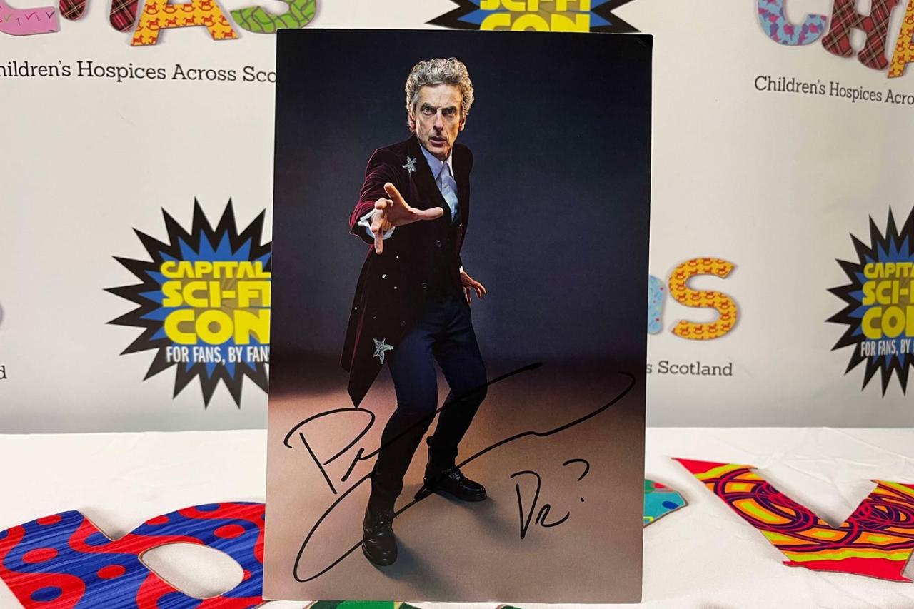 Peter Capaldi signed 8 x 10" photograph _Doctor Who_ image 1 on ...