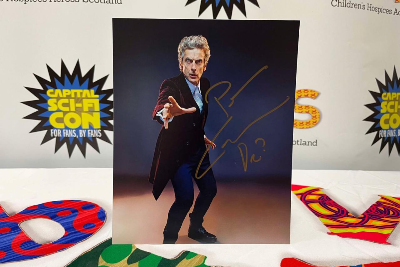 Peter Capaldi signed 8 x 10" photograph _Doctor Who_ image 1 on ...