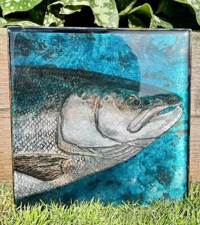 Sam MacDonald Art in resin and gold leaf | Powered by Givergy