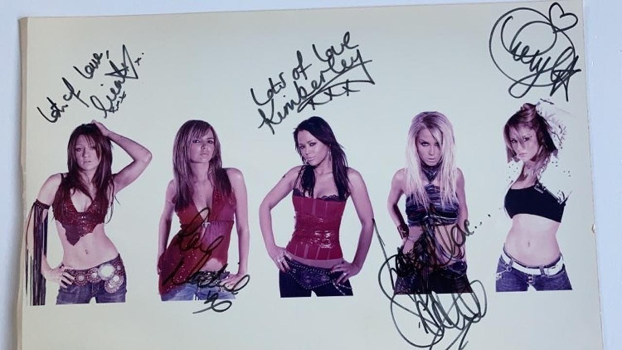 **Girls Aloud signed A4 photo** | Powered by Givergy